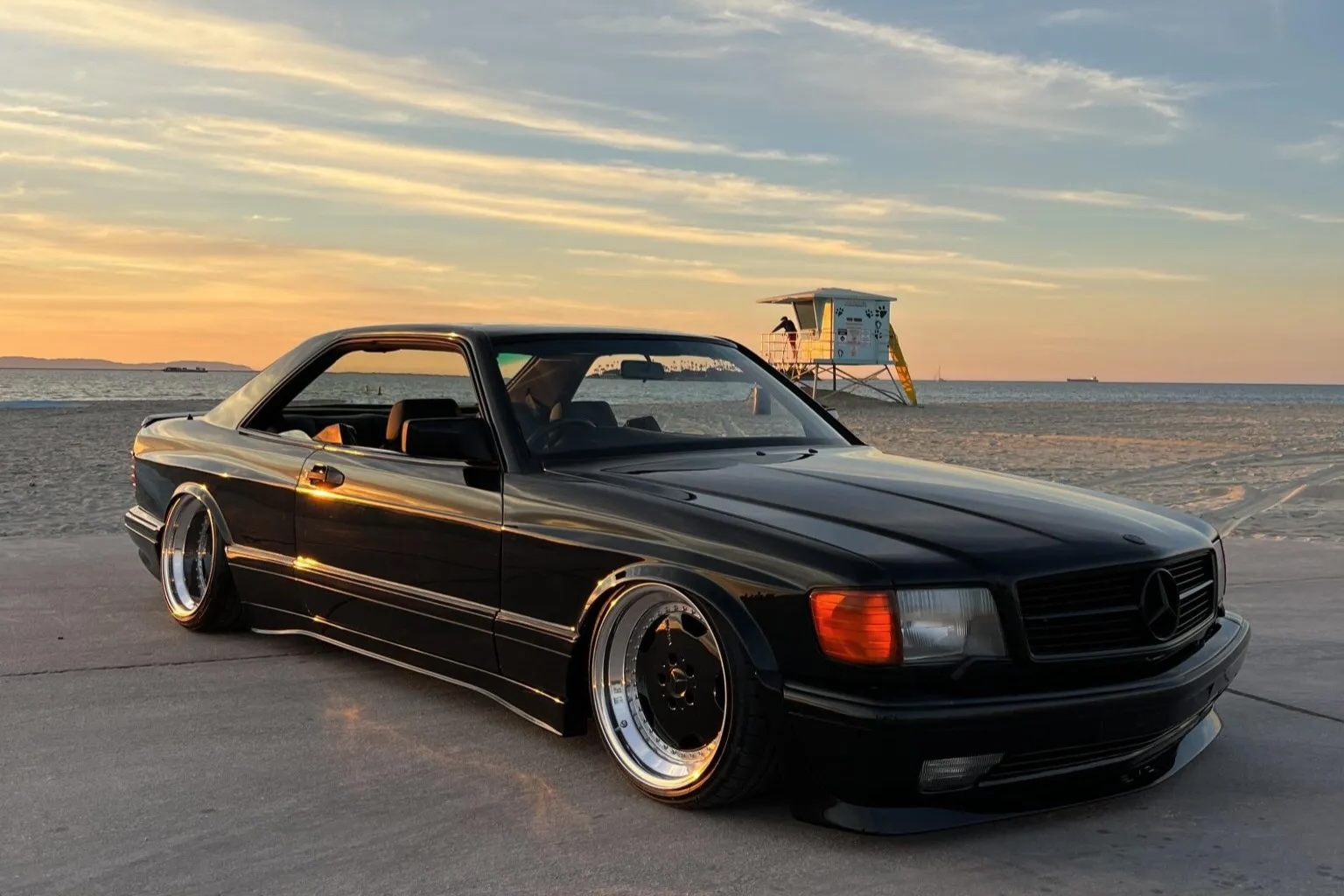 Mercedes 560 SEC fiche technique et prix du coupé de légende